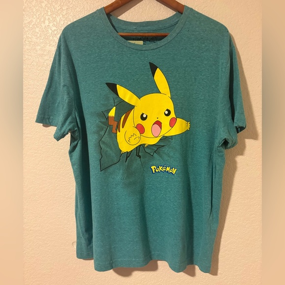 Pokemon | Shirts | Pokmon Pikachu Graphic Tee | Poshmark